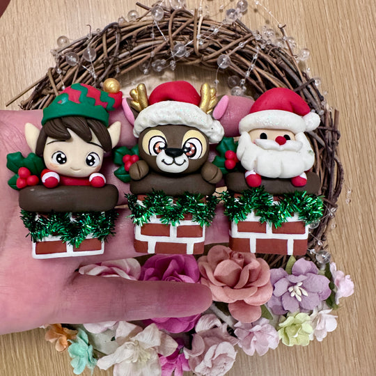 Christmas chimney peeking cuties - Handmade Flatback Clay Bow Centre ...